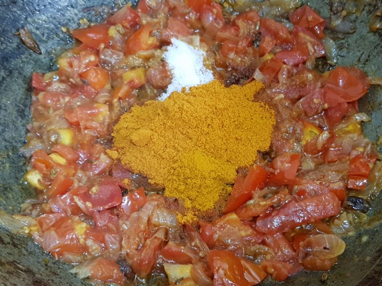 Chicken Semi Gravy/Curry | Chicken & Poultry | PLATE TO PALATE